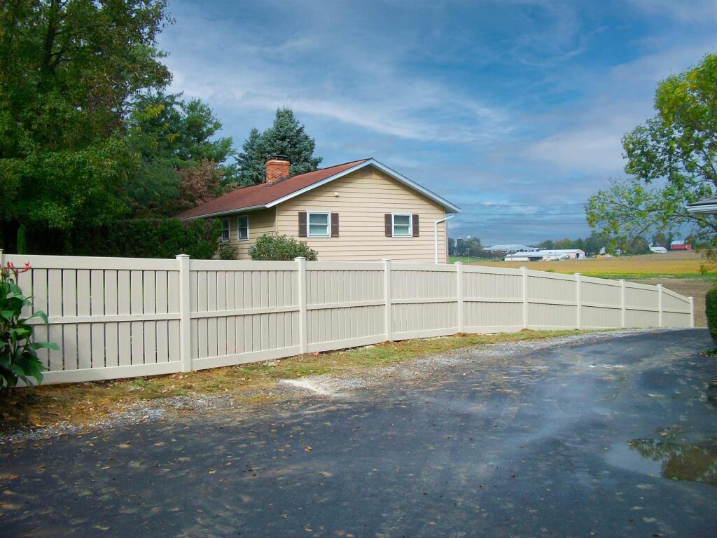 Edison - KVT Keystone Vinyl Fence