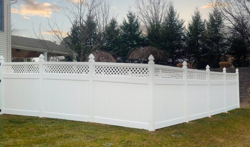 Saratoga - KVT Keystone Vinyl Fence